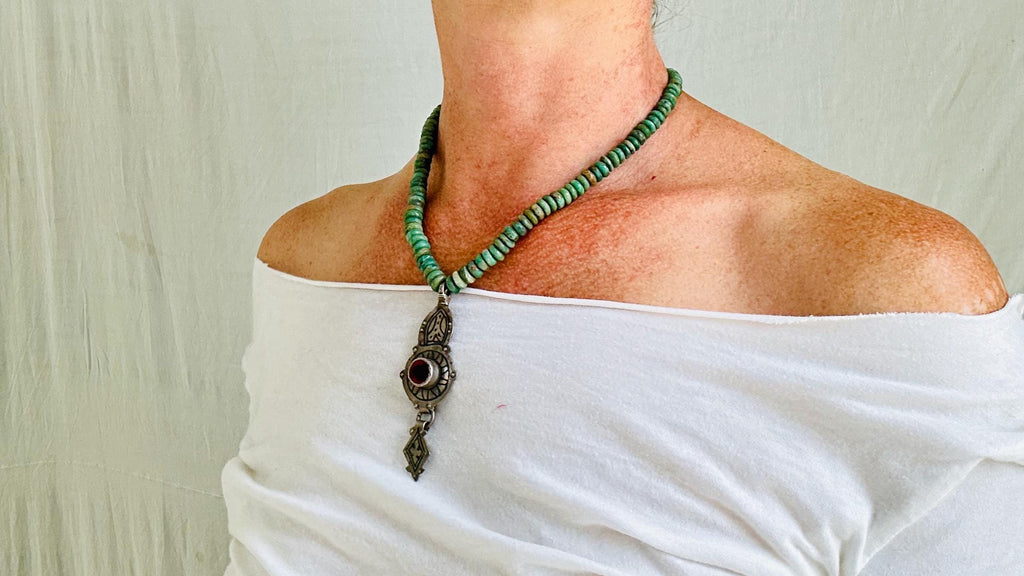 Guatemalita and Berber Silver Necklace. Jadeite. 2545