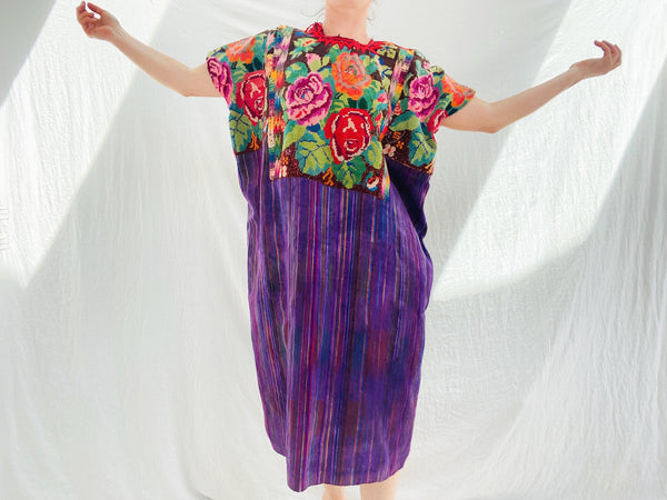 Vintage Guatemala Huipil Dress. Chichicastenango.