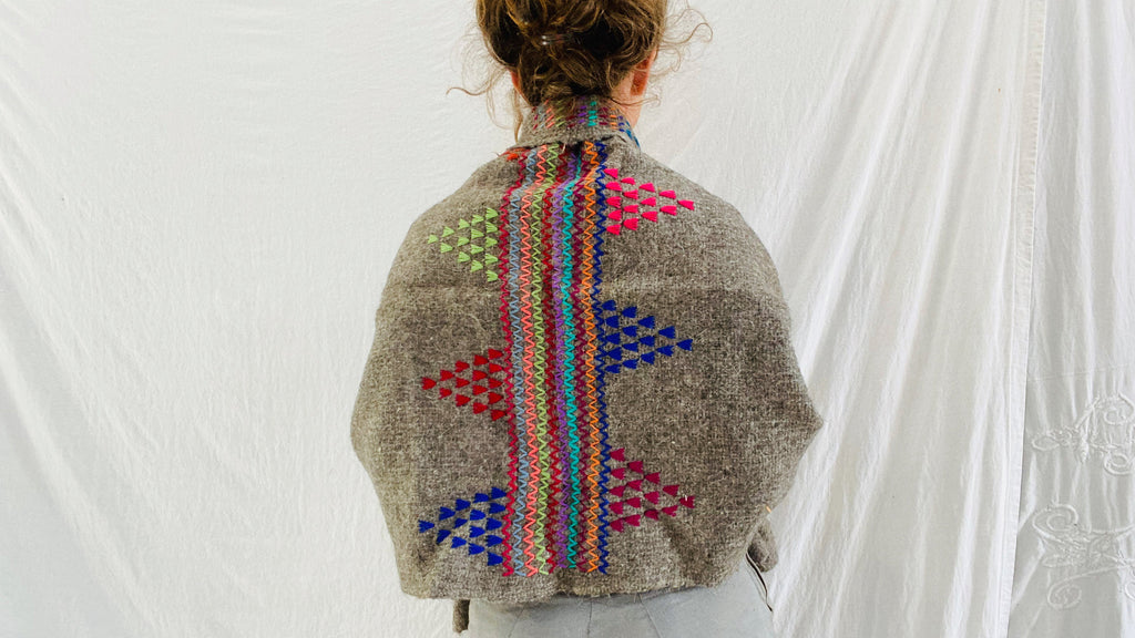 Wool Shawl. Embroidered & Tassels. Mayan. Chamula. Mexico