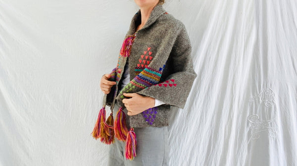 Wool Shawl. Embroidered & Tassels. Mayan. Chamula. Mexico